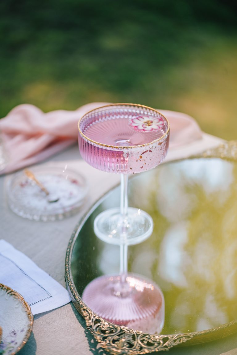 Rose Gin Tonic | Murielle Banackissa